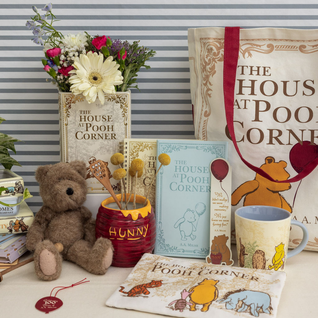 Canvas Pouch, The House at Pooh Corner – Steel Mill Gifts